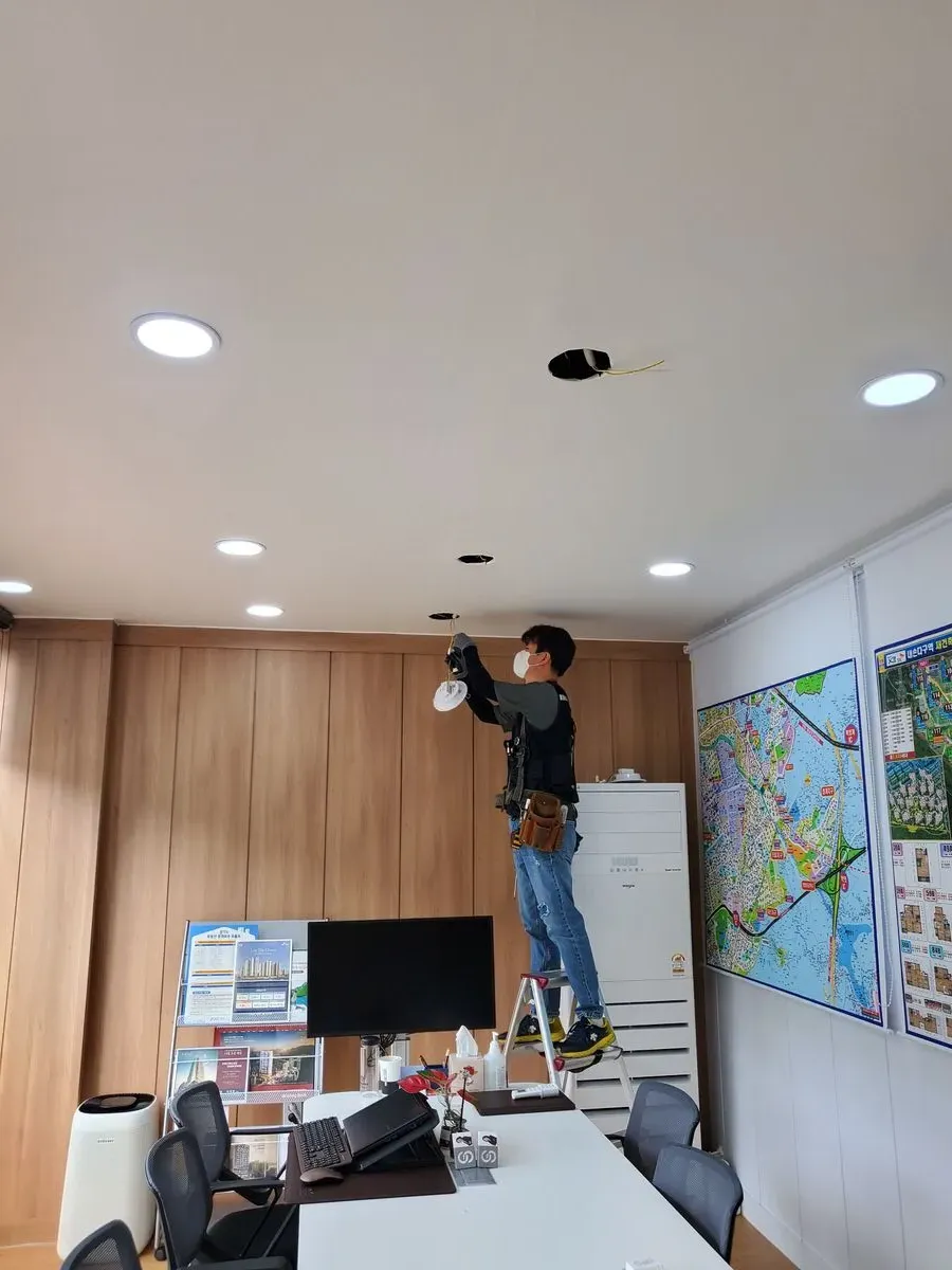 전등 타이머설치부동산업체 두산 송실장 숨고 숨은고수