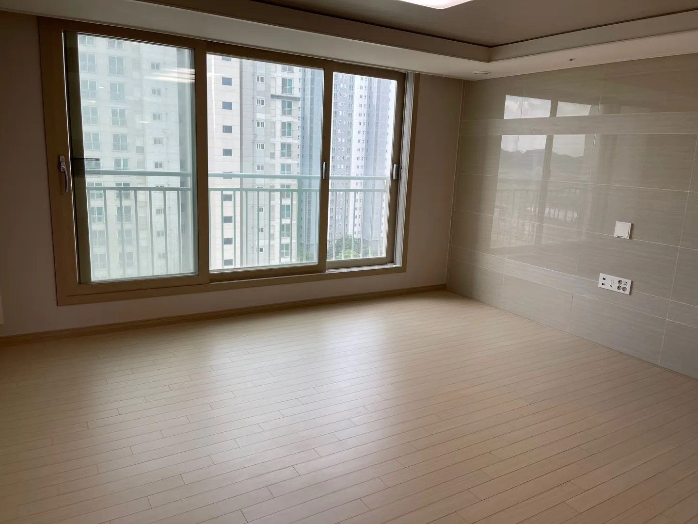 군산 대광로제비앙 뽀송뽀송 클리닉 숨고 숨은고수