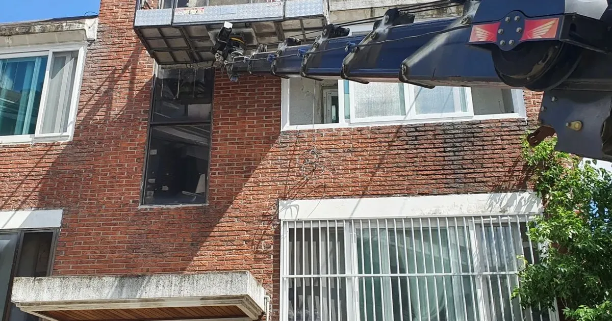 재개발지역 외벽방수 인 디자인 And인테리어와 공장도 같이 하고 있습니다 숨고 숨은고수
