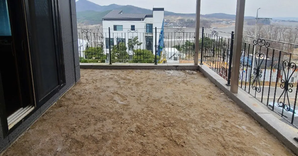 철거 전원주택 테라스 타일 맨즈바닥 숨고 숨은고수