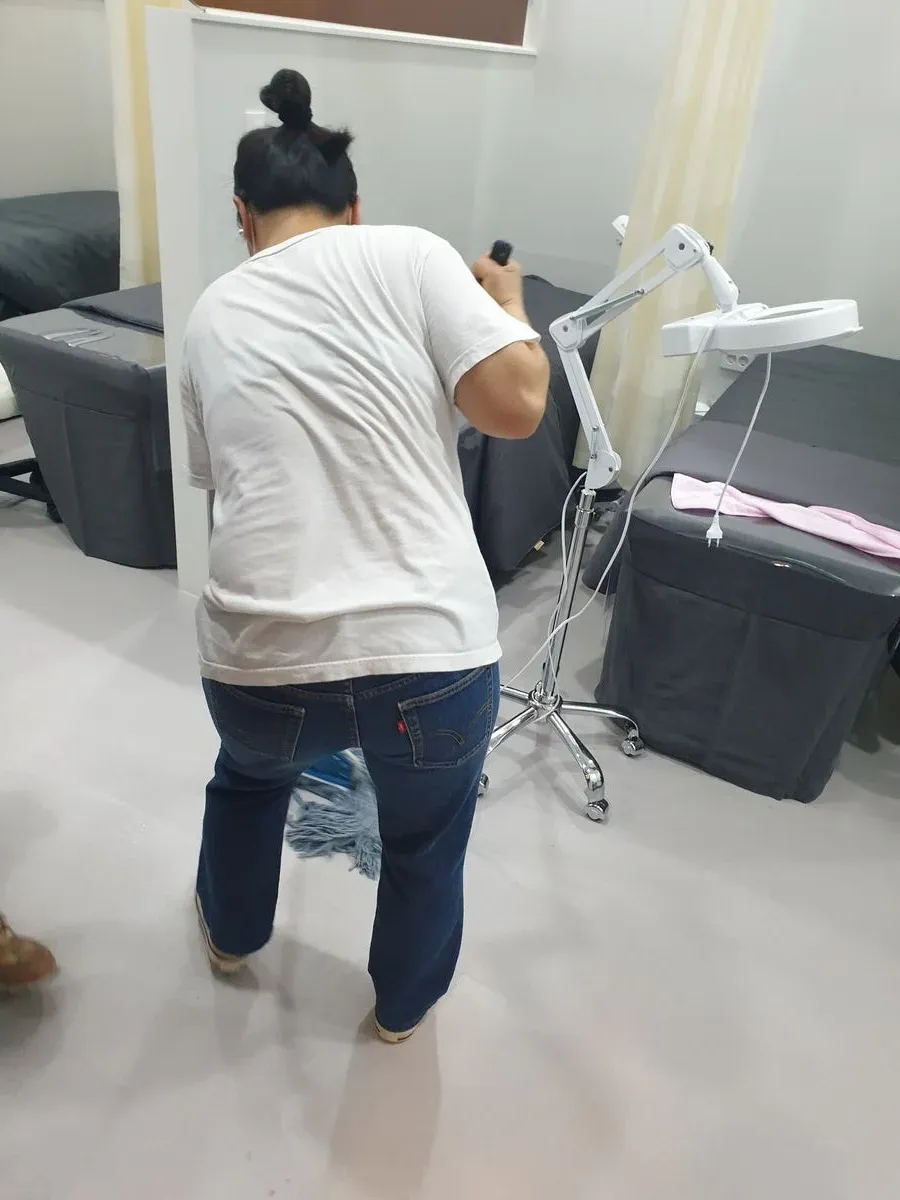 저희는 건물 위생관리 전문 청소업체입니다 유상현 숨고 숨은고수
