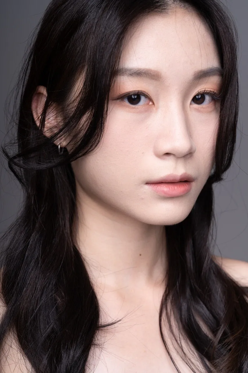 여자 프로필 헤어메이크업 Curlin 컬린 아티스트 지연 숨고 숨은고수