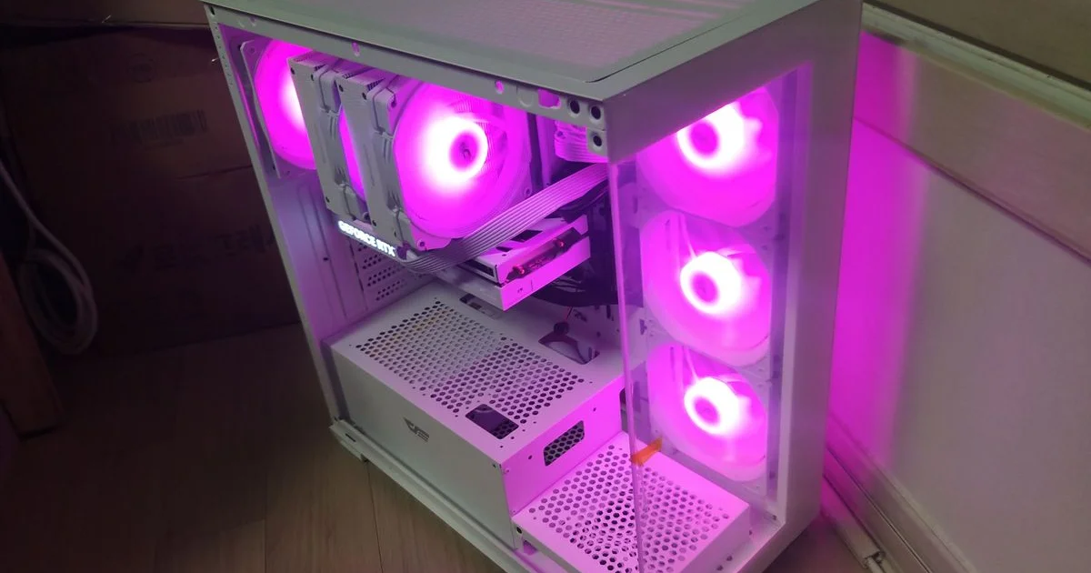 게임용 Pc 2대 모니터 키보드 마우스 스피커 더존컴퓨터 숨고 숨은고수