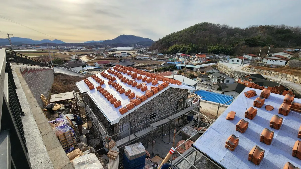 수입산 점토기와 시공 청림기와산업 숨고 숨은고수