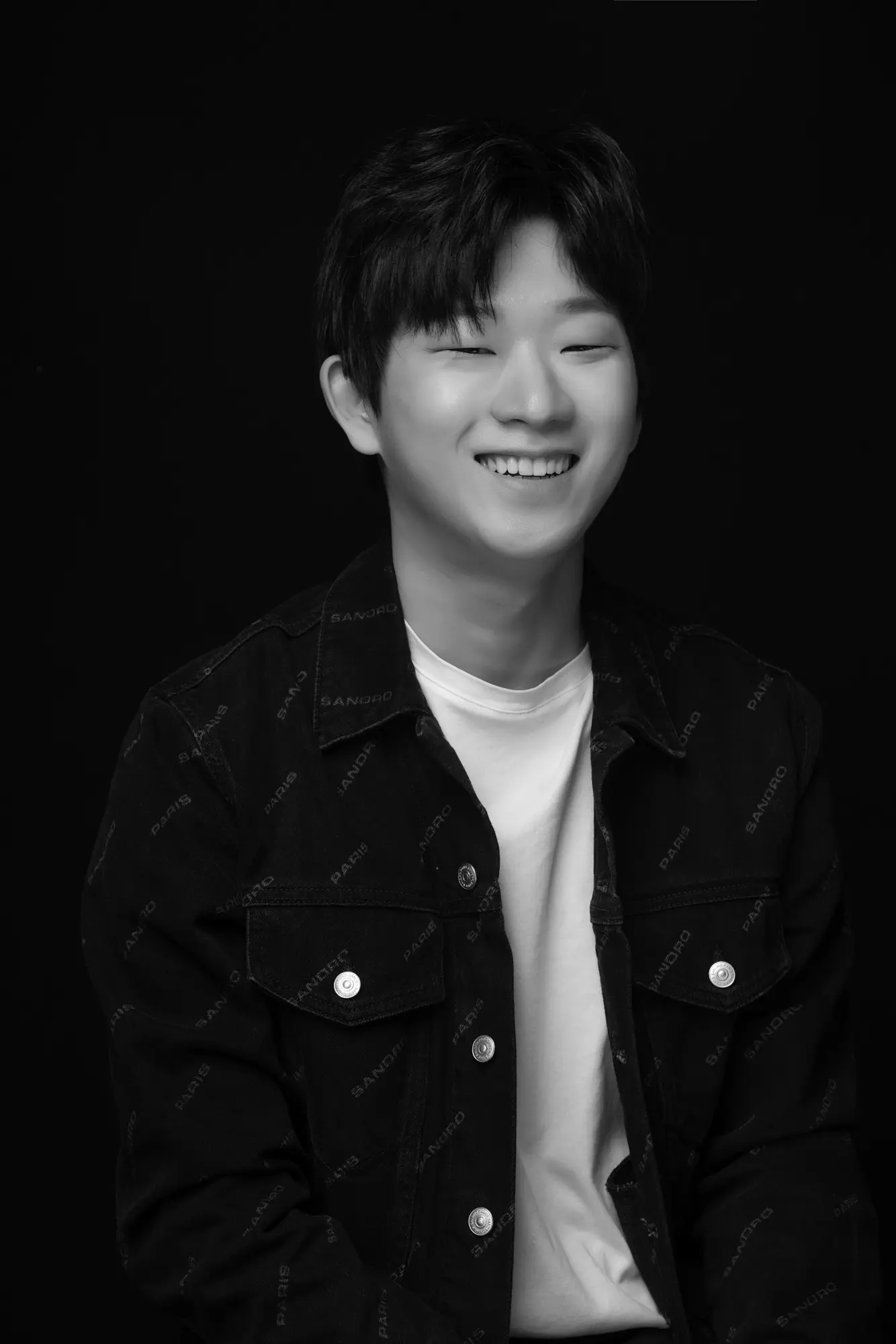 프로필 촬영스튜디오 도성윤 숨고 숨은고수