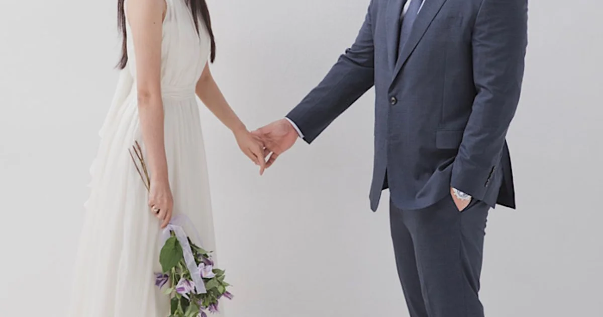 자연스러운 웨딩 사진 보정 웨딩 커플 사진 보정 숨고 숨은고수