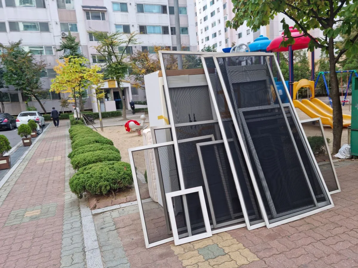 관악구 봉천동 성현동아 아파트 미세방충망모헤어 시공 Jk홈케어 숨고 숨은고수