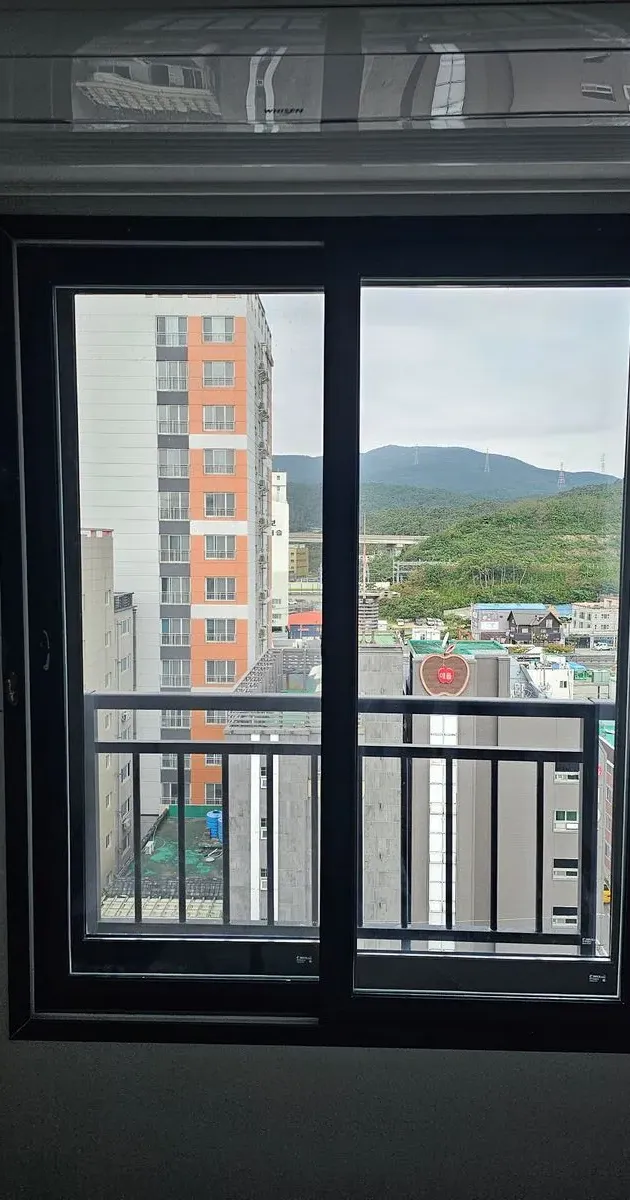 부산송정오피스텔유리창청소 맑음창문 케어 숨고 숨은고수