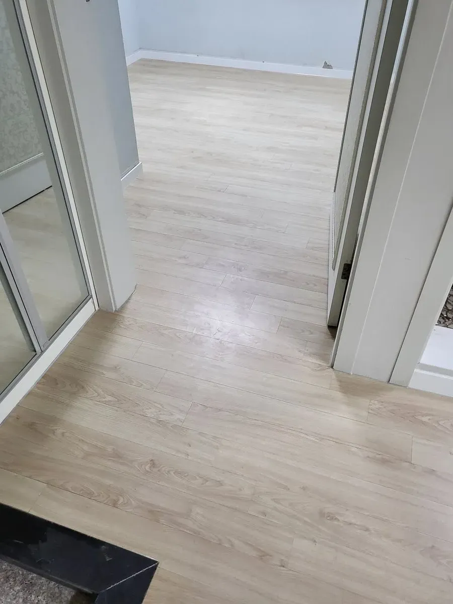 성북구 종암동 라온빌 강마루 및 걸레받이시공 찾아가는사람들욕실 인테리어마루시공 숨고 숨은고수