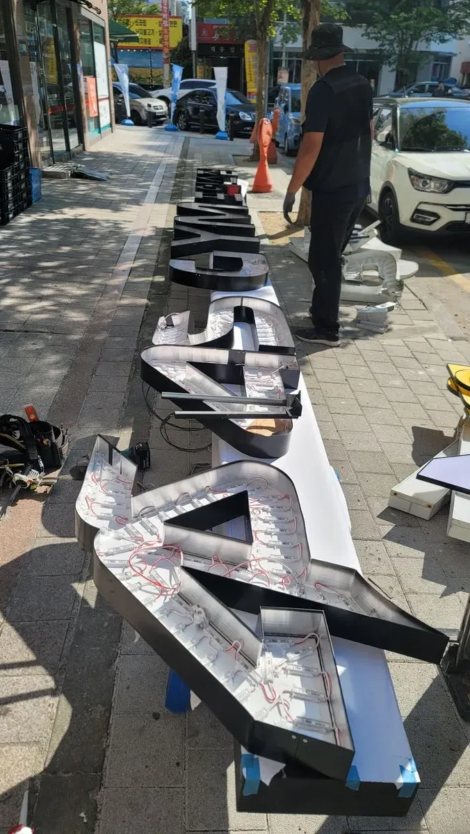 경관조명 채널간판 마스터스광고 숨고 숨은고수