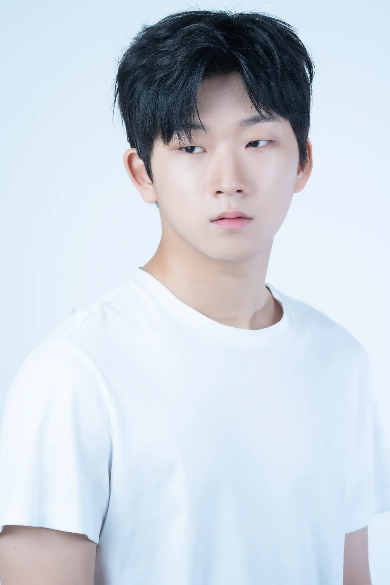 프로필 촬영스튜디오 도성윤 숨고 숨은고수