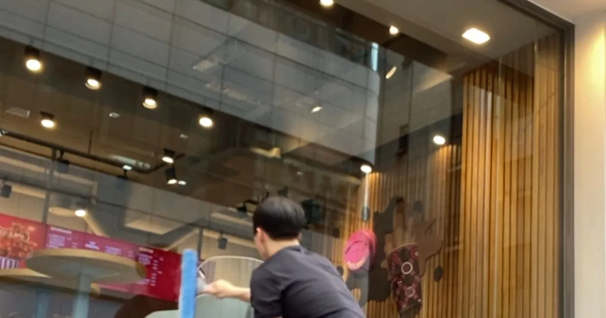 베스킨라빈스 유리창청소 어반클린 숨고 숨은고수