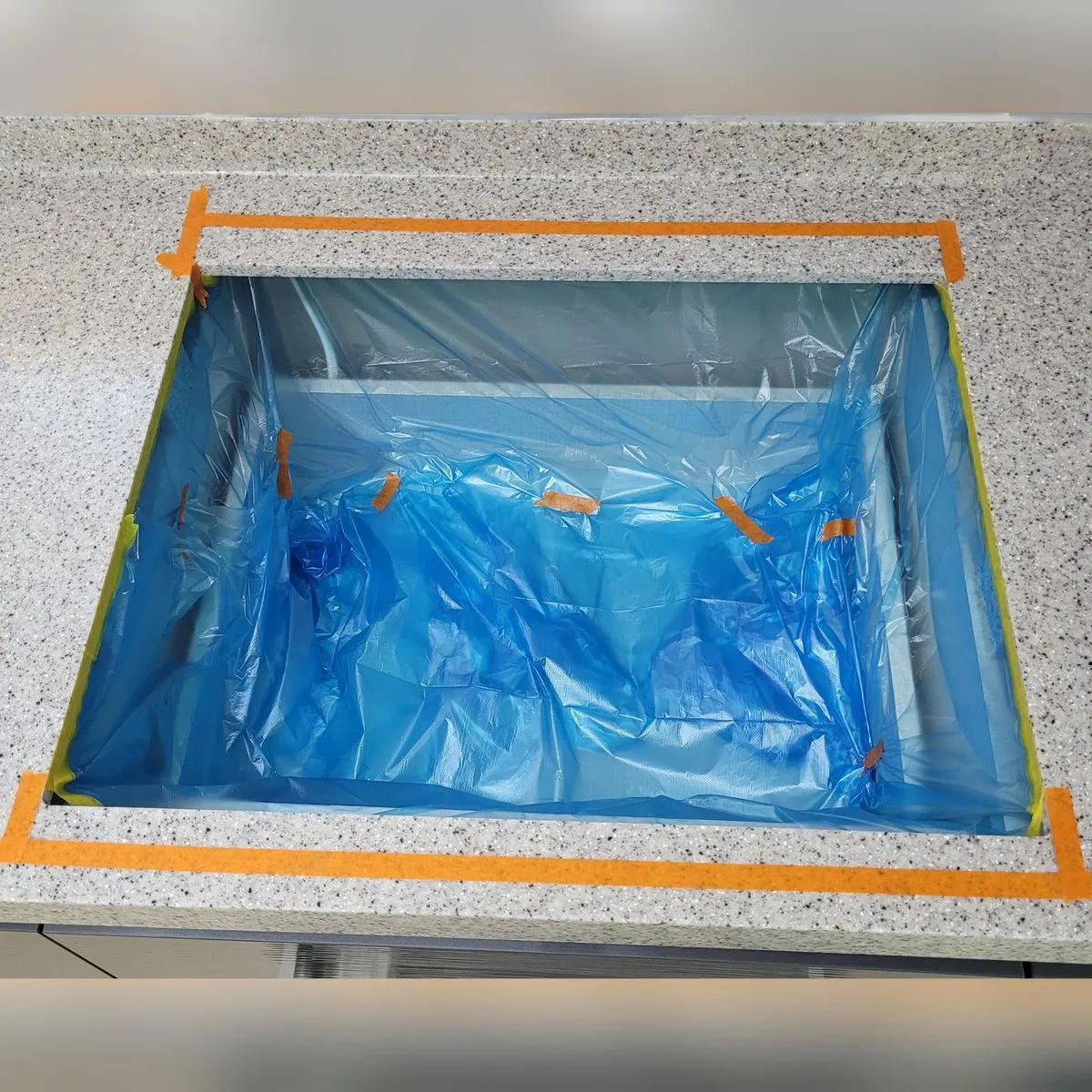 싱크대상판 컷팅작업 후 쿡탑설치 엘씨346 숨고 숨은고수
