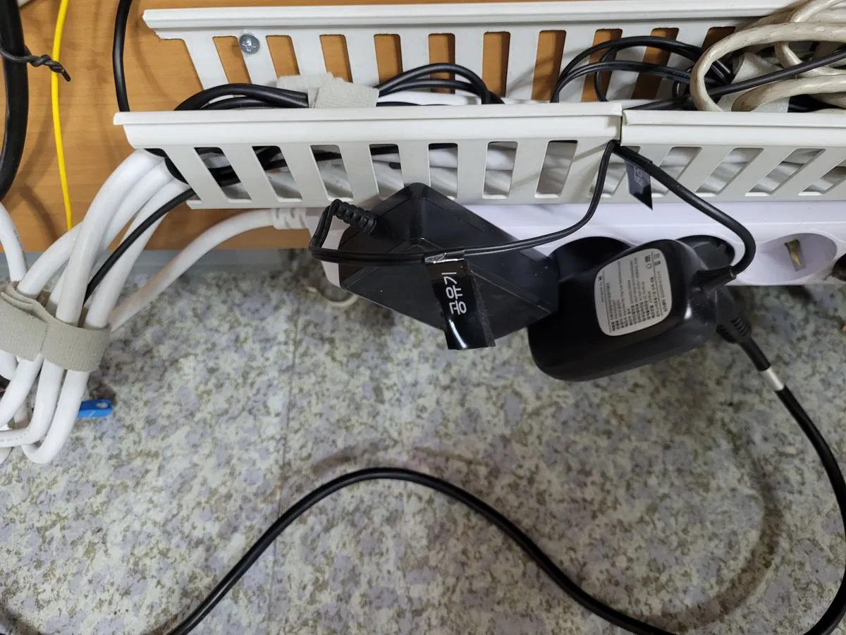 깔끔한 사무실 선정리 / 선정리달인 김선달 - 숨고, 숨은고수