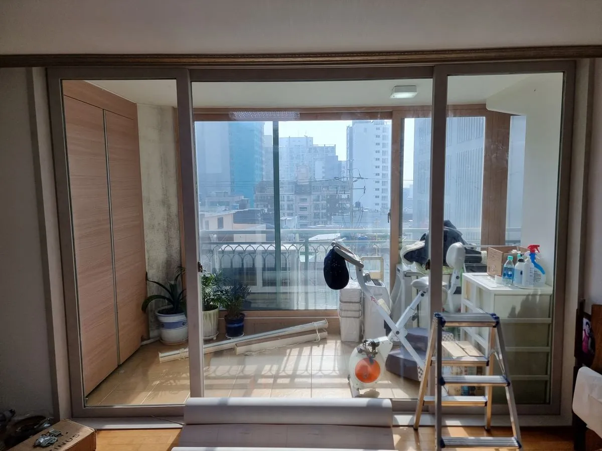 부산 초량동 우남이채롬 아파트 인테리어필름 시공 밝은인테리어필름 숨고 숨은고수