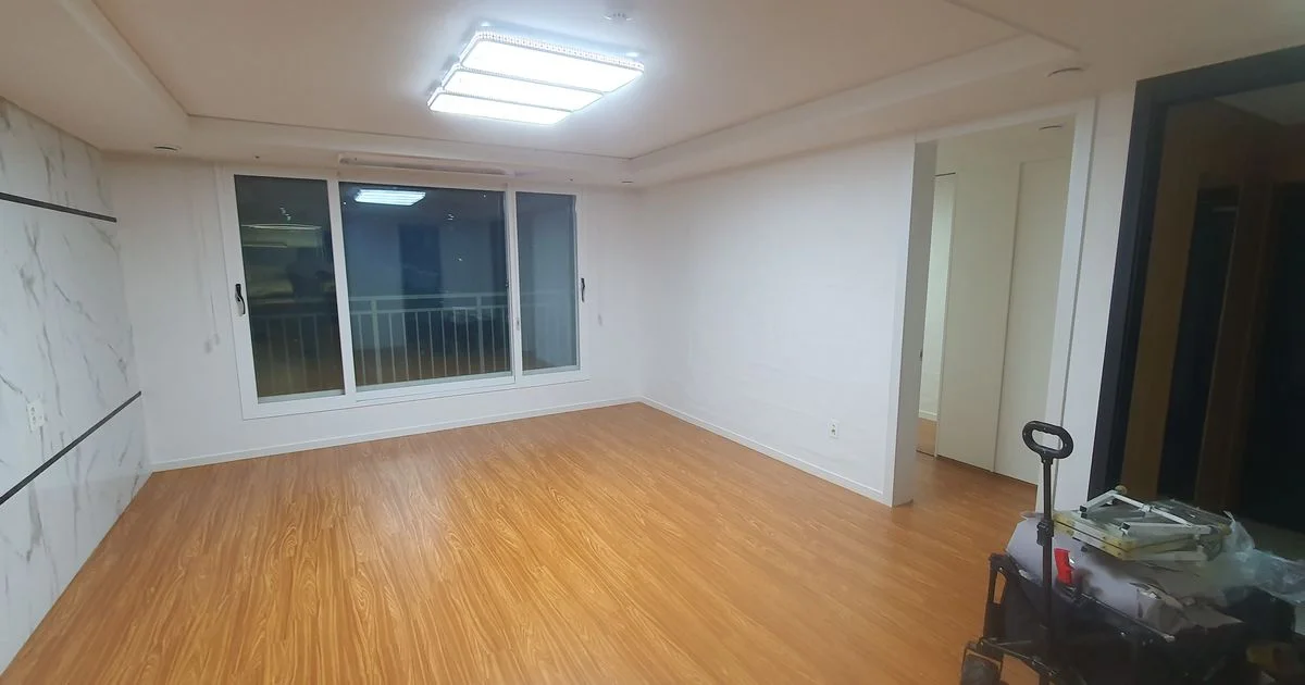 서면 도배 깔끔히 토탈인테리어 숨고 숨은고수