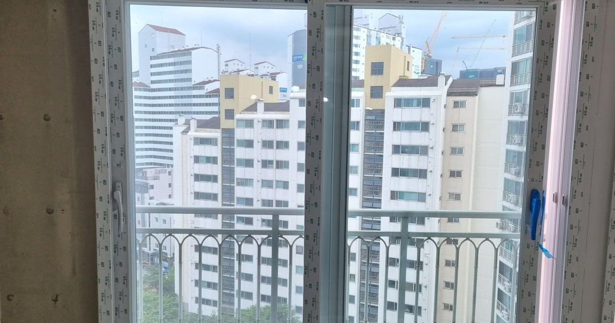 강동구 구축 아파트 발코니창 샷시 시공 대성드림창호 숨고 숨은고수