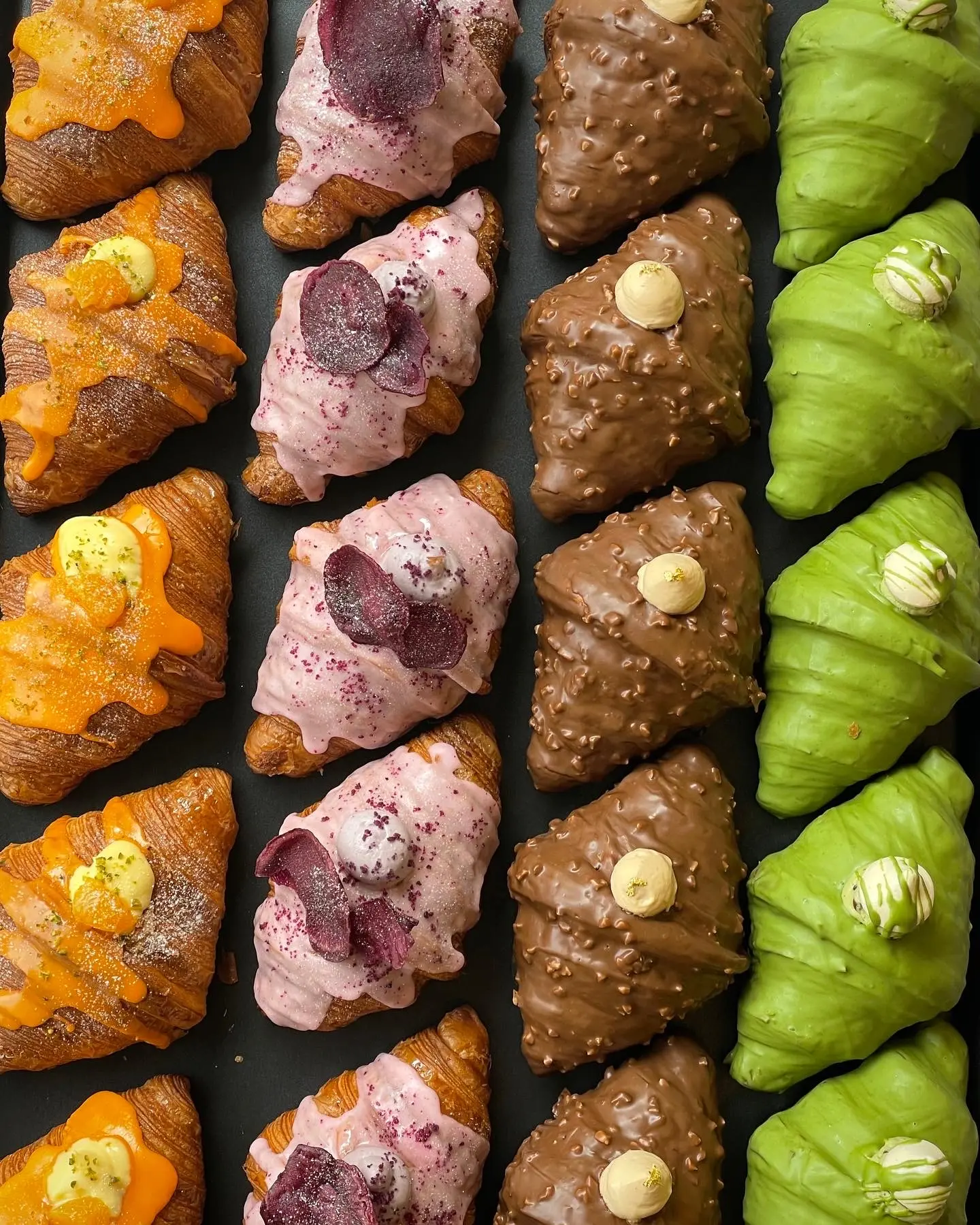 하드와 페스츄리를 주력으로 정진하는 제빵사입니다. / Deep Croissant - 숨고, 숨은고수