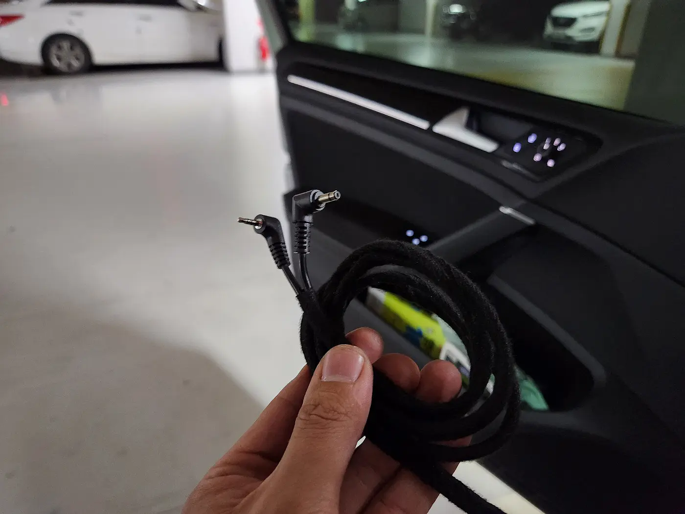 세종 블랙박스 아이나비 Z9000 출장 설치해드렸어요! / 썬팅블랙박스멀티샵 - 숨고, 숨은고수