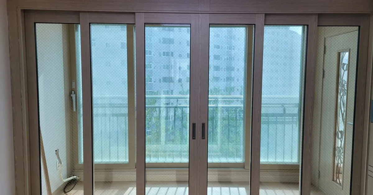 베란다 확장 한곳 6연동도어 노크도어중문및도어전문시공 숨고 숨은고수