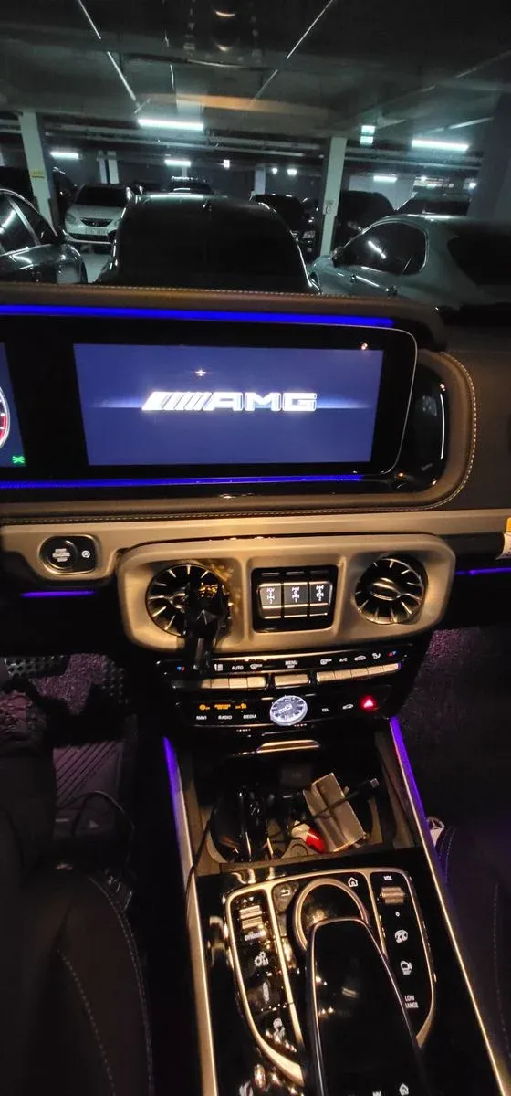 G63Amg 아이나비QXD7000/커넥티드/보조배터리/ / 이영진 - 숨고, 숨은고수