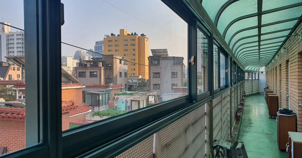 알미늄창호 제작 및 설치 작업입니다 고요한창 숨고 숨은고수