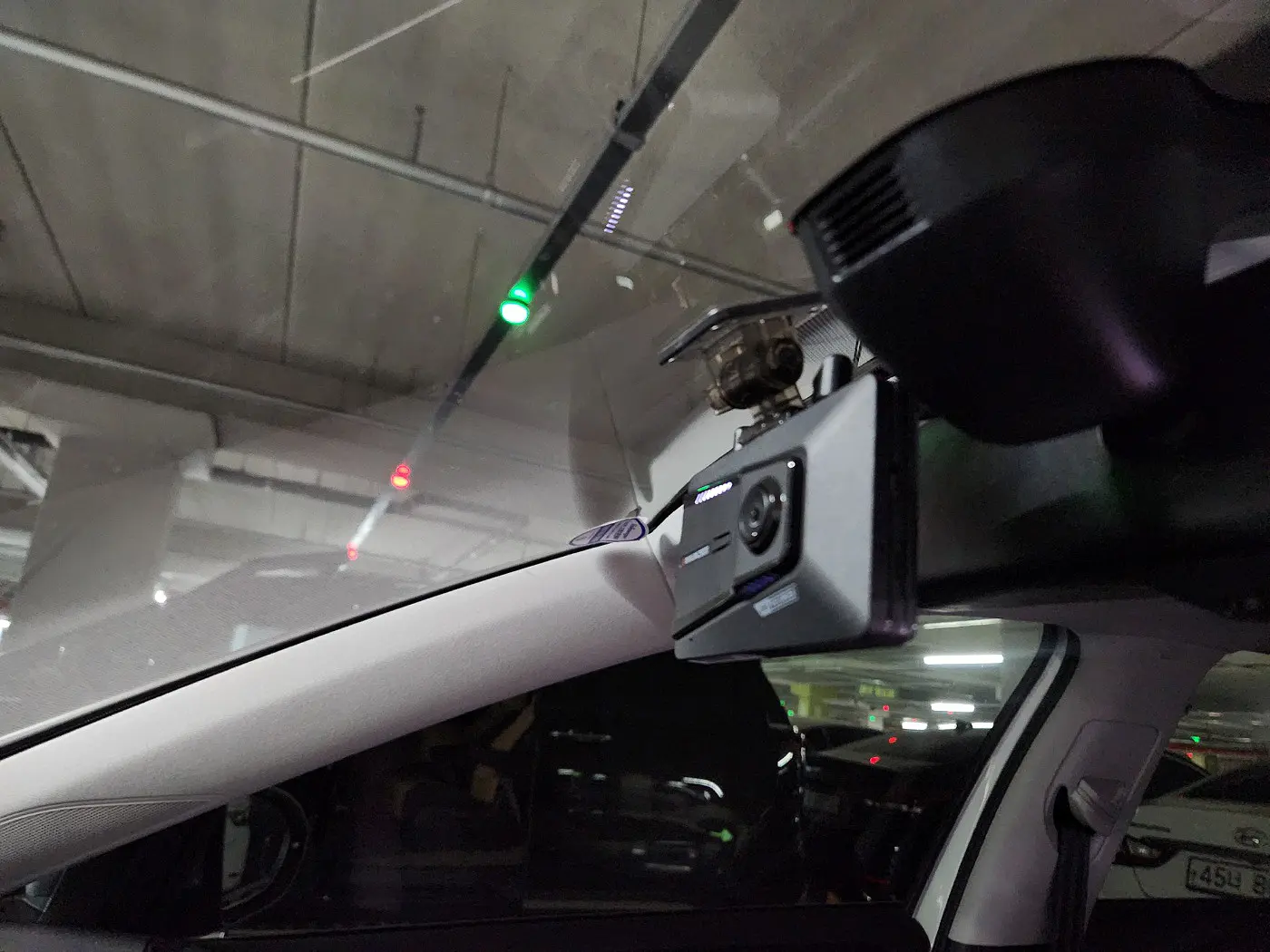 세종 블랙박스 아이나비 Z9000 출장 설치해드렸어요! / 썬팅블랙박스멀티샵 - 숨고, 숨은고수