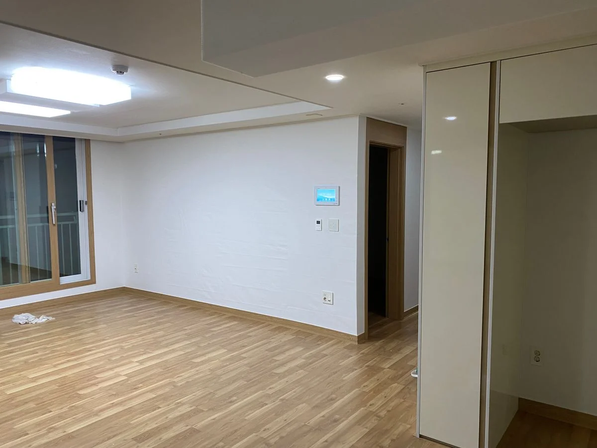 입주청소 후 도배시공 한결도배 숨고 숨은고수