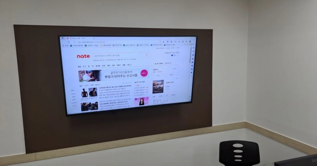 정리정돈 잘되어있는 어학원 교실 광폭합지 시공했어요 박완규 숨고 숨은고수