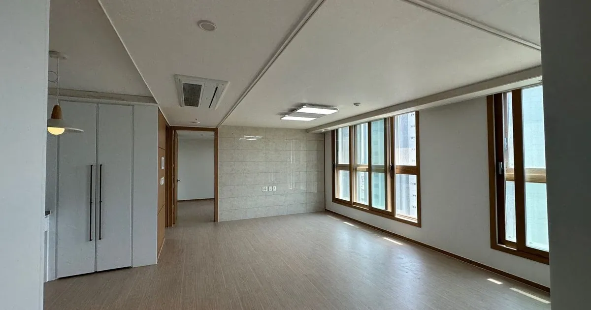 아파트 새로운 변신 필름시공 안성훈 숨고 숨은고수