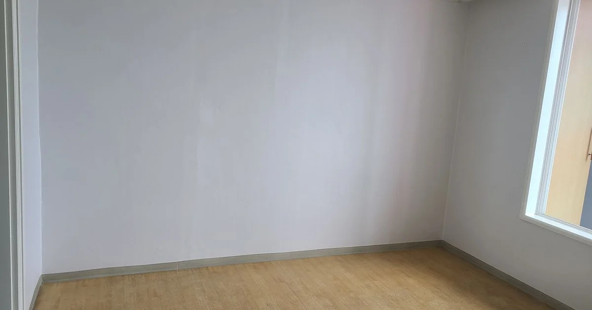 도배 및 베란다 방문 페인트 집치레 도배 숨고 숨은고수