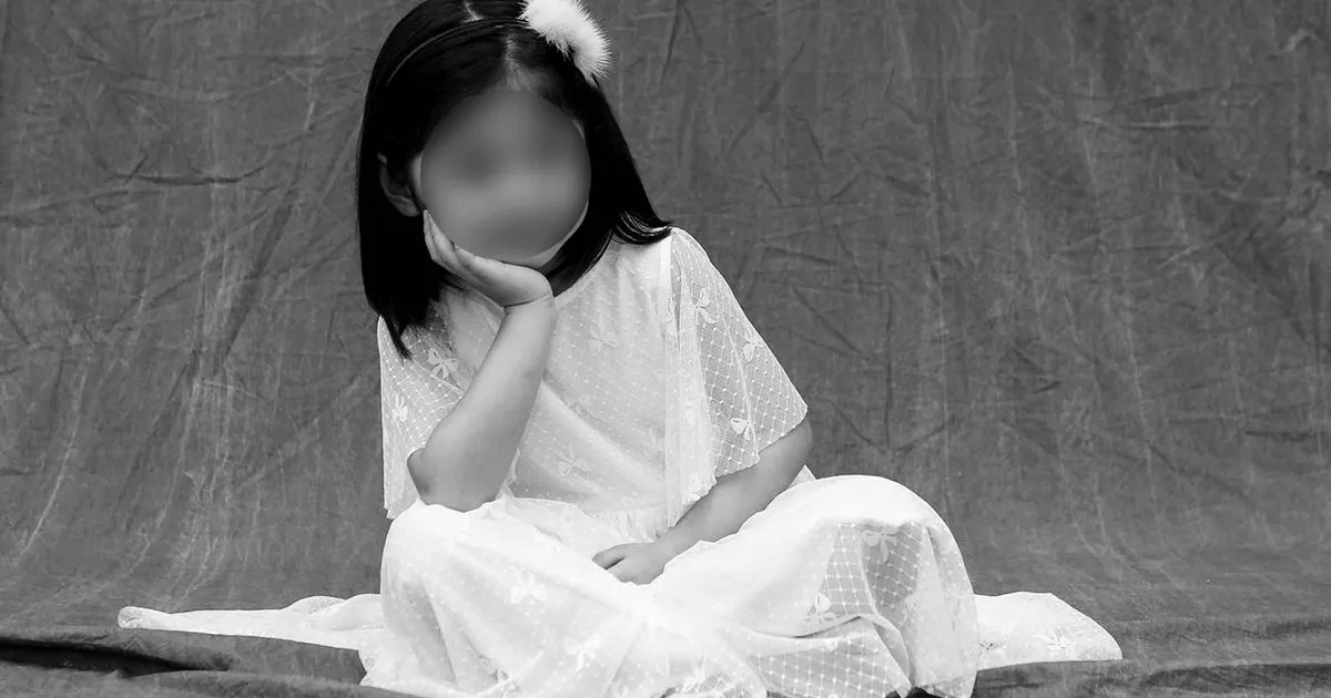 대형마트 문화센터 아이 가족 흑백 사진 촬영 돌잔치 고희연 사진 촬영 마빈 스튜디오 숨고 숨은고수