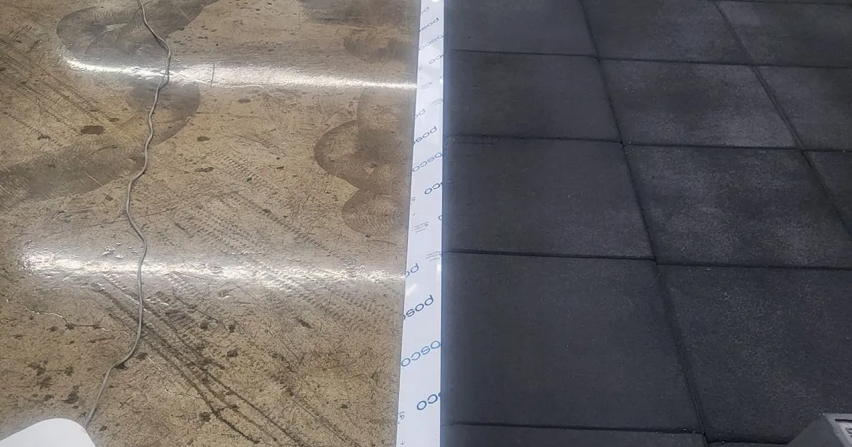 헬스장 바닥충격 흡수 고무블럭매트 스텐 마감작업 / 대호 - 숨고, 숨은고수