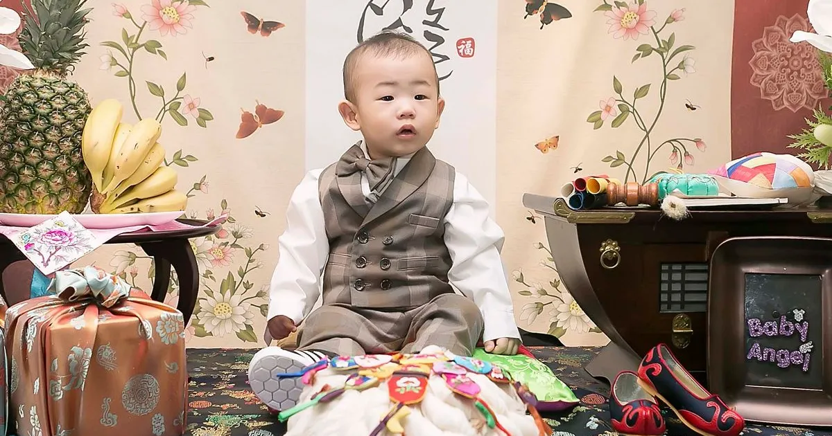 돌잔치 스냅 사진 포트폴리오 3 돌잔치 고희연 사진 촬영 마빈 스튜디오 숨고 숨은고수