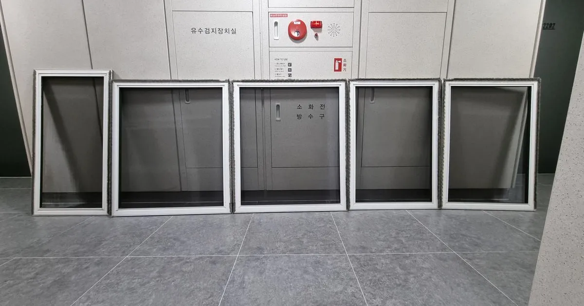 일산 원시티 방충망 5개 교체 작업 마마홈코팅 경기북부점 유리창 청소미세방충망롤방충망 숨고 숨은고수