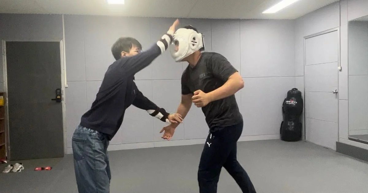 크라브마가 나이프 디펜스 아리엘짐 숨고 숨은고수
