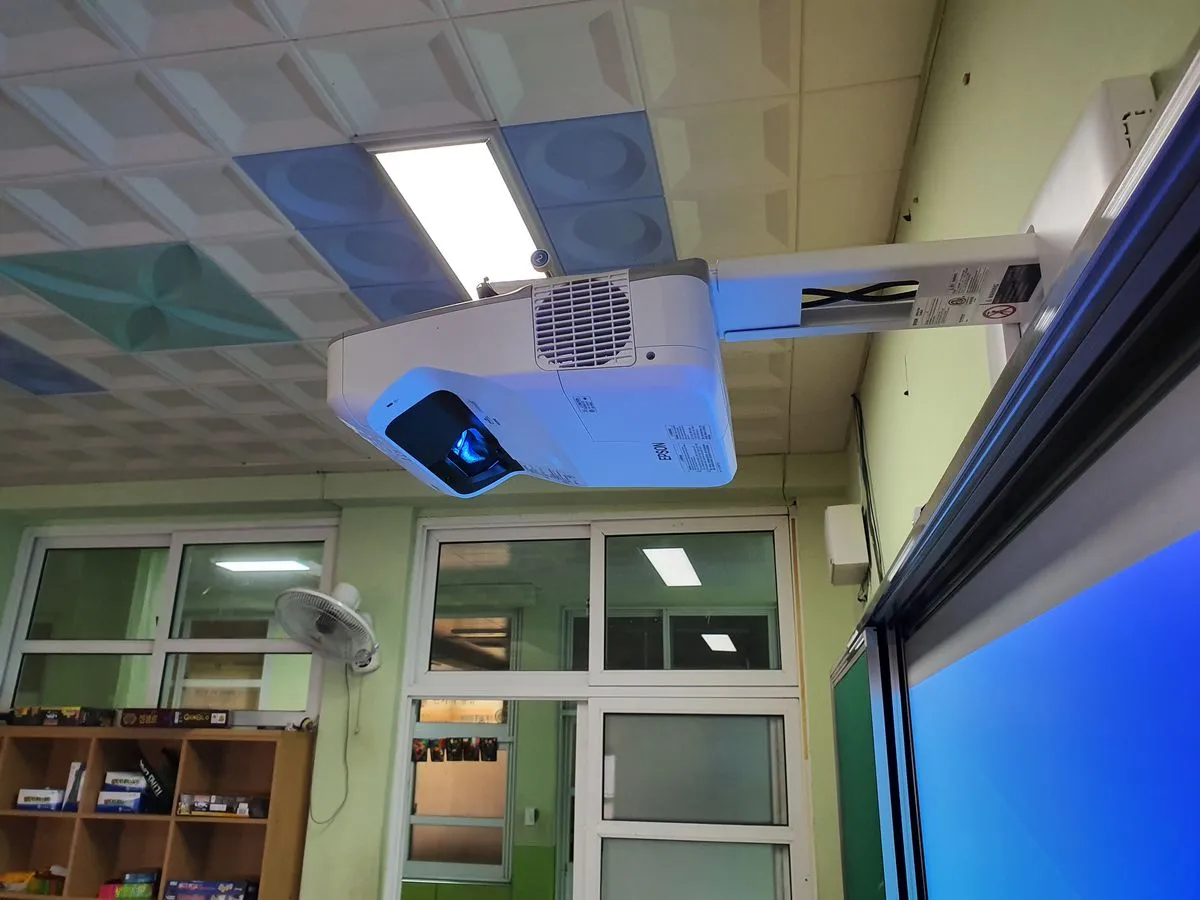 학교 단초점 프로젝터 제이엠솔루션 숨고 숨은고수