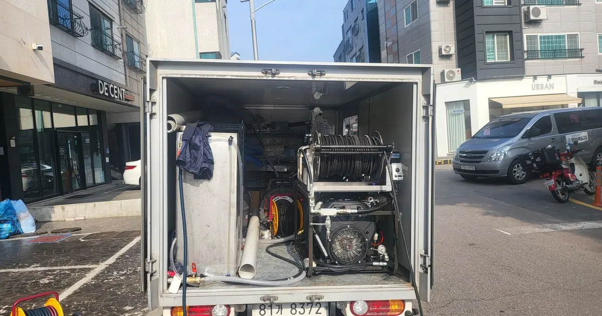 변기막힘과변기 교체사진입니다 국가대표설비 숨고 숨은고수