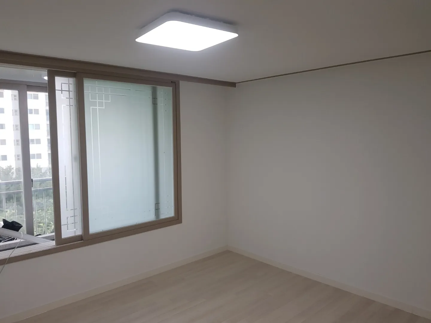 파주 금촌후곡마을 6단지 전체실크도배and전체강마루시공 해강디자인 숨고 숨은고수