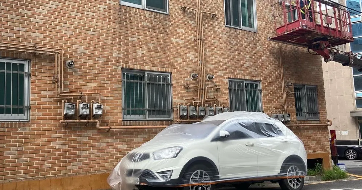 서울시 벽돌 외벽방수작업 인 디자인 And인테리어와 공장도 같이 하고 있습니다 숨고 숨은고수