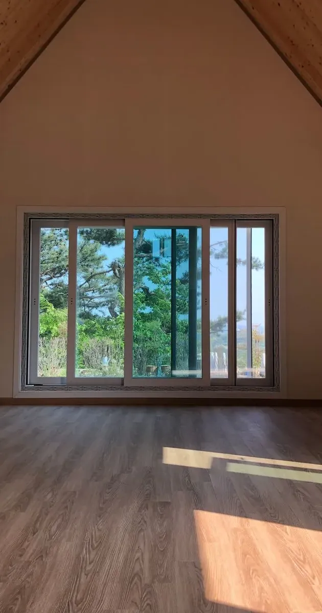 데코타일 강마루 합지도배 시공현장입니다 뉴탑데코 숨고 숨은고수