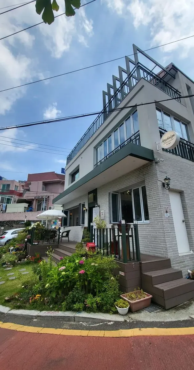 상가주택 신축 및 커피점 인테리어 주식회사 디자인진그룹 숨고 숨은고수
