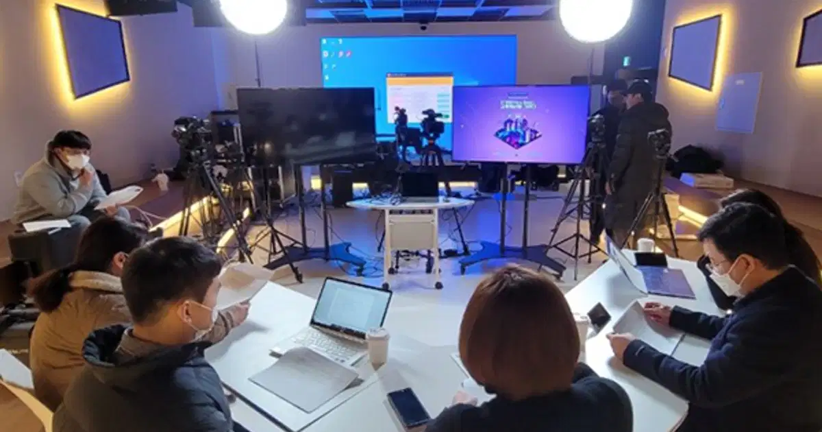 웨비나 Webinar 웨비나 강의 온라인생중계 스페이스하비 숨고 숨은고수