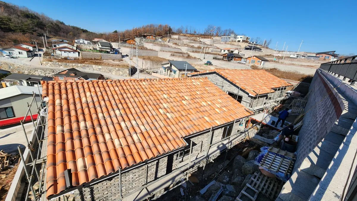 수입산 점토기와 시공 청림기와산업 숨고 숨은고수