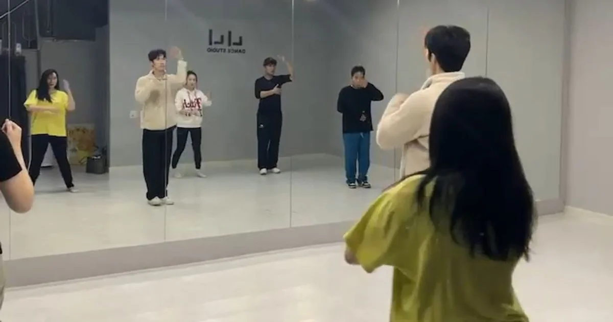K Pop 심진규 숨고 숨은고수