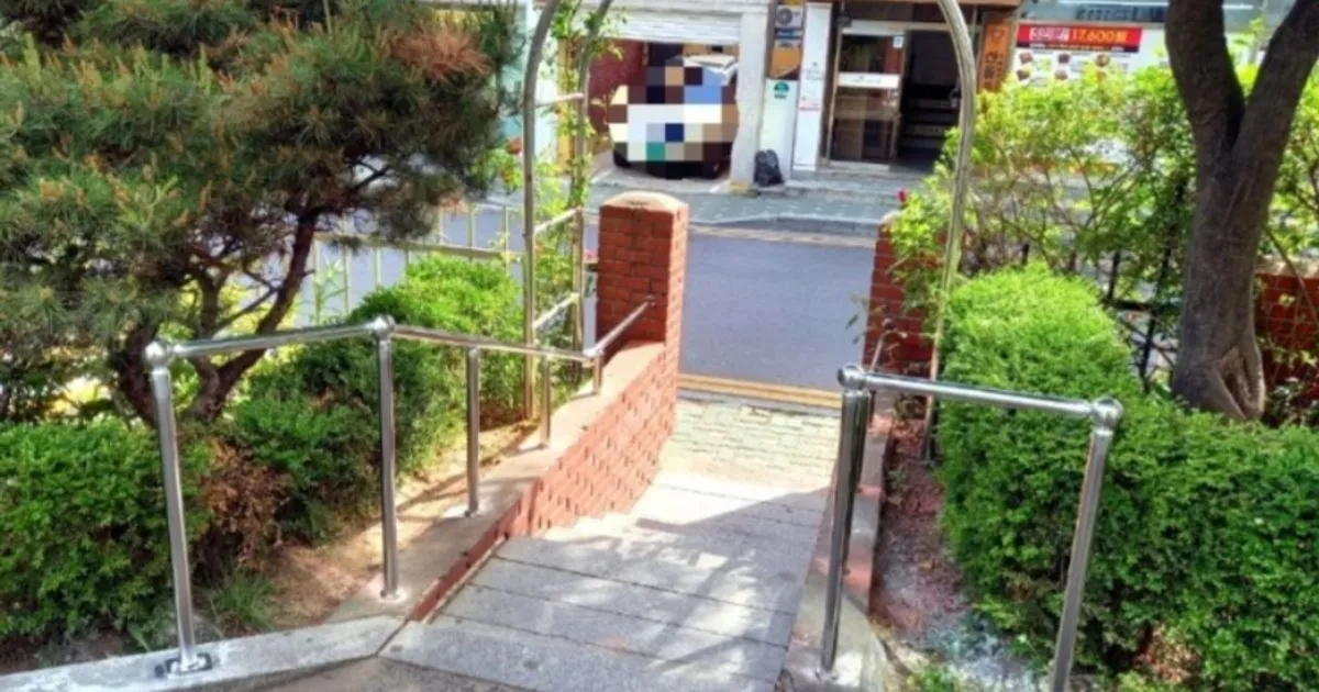 아파트 스텐 난간대 설치공사 아우라 디자인 숨고 숨은고수