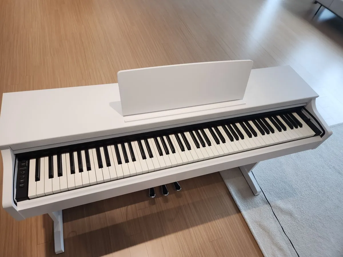 피아노 🎹 필름 시공 사례 국대인테리어필름 숨고 숨은고수