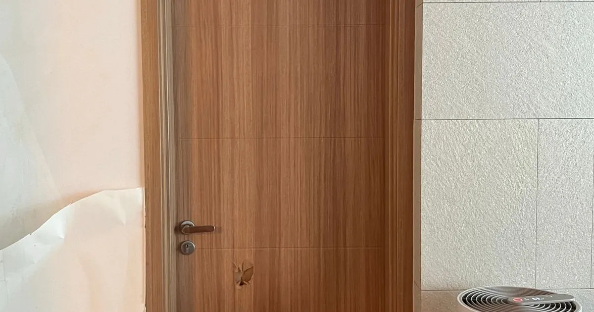 문짝 보수 필름총각 숨고 숨은고수