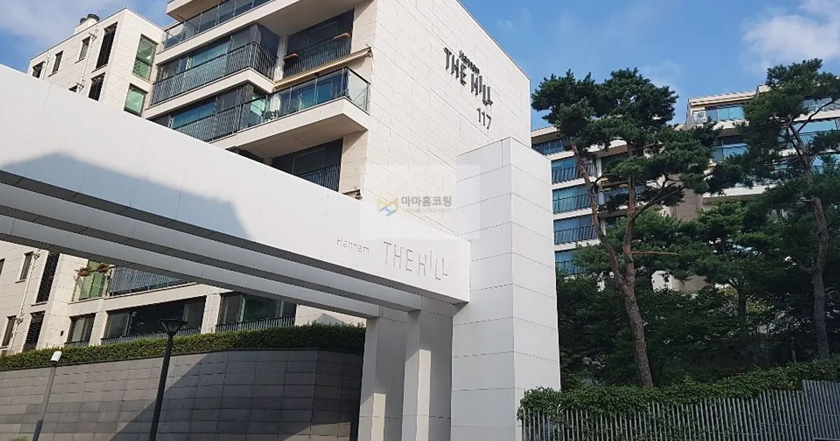 한남 더힐 유리창 청소 작업 마마홈코팅 유리창 청소미세방충망롤방충망 숨고 숨은고수