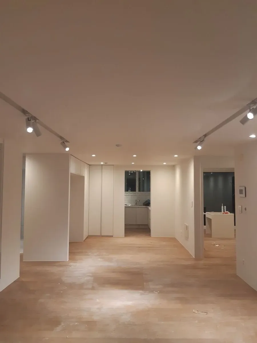 32~65평 까지 실크벽지 시공사진 입니다 미창인테리어 숨고 숨은고수